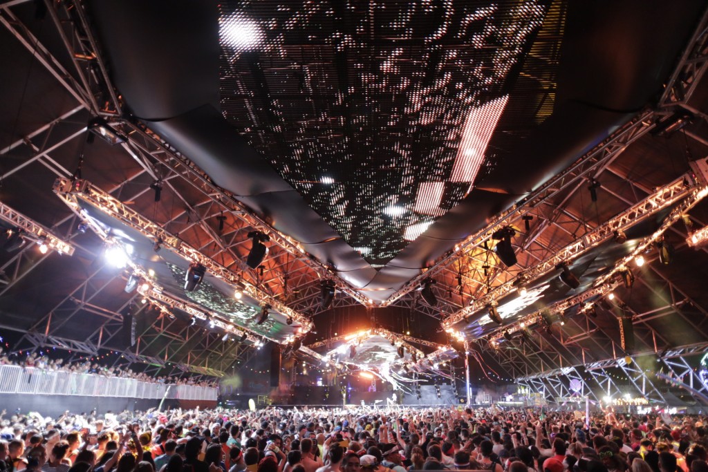 Eye candy: 40+ photos of beautiful EDM festival stage designs ...